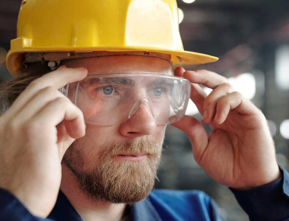 How to Conduct Relevant Environmental Toolbox Talks - Toolbox Talker